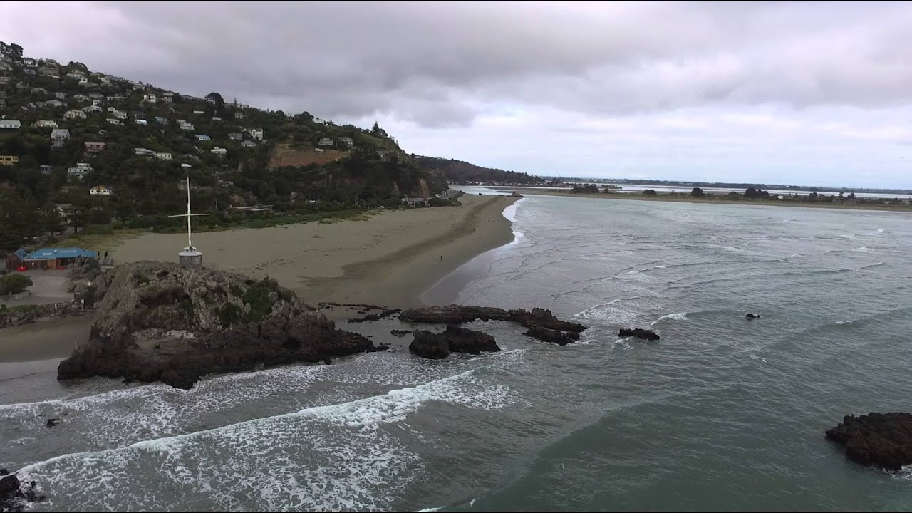 [NZ from above] Surfing at Sumner Christchurch - YouTube