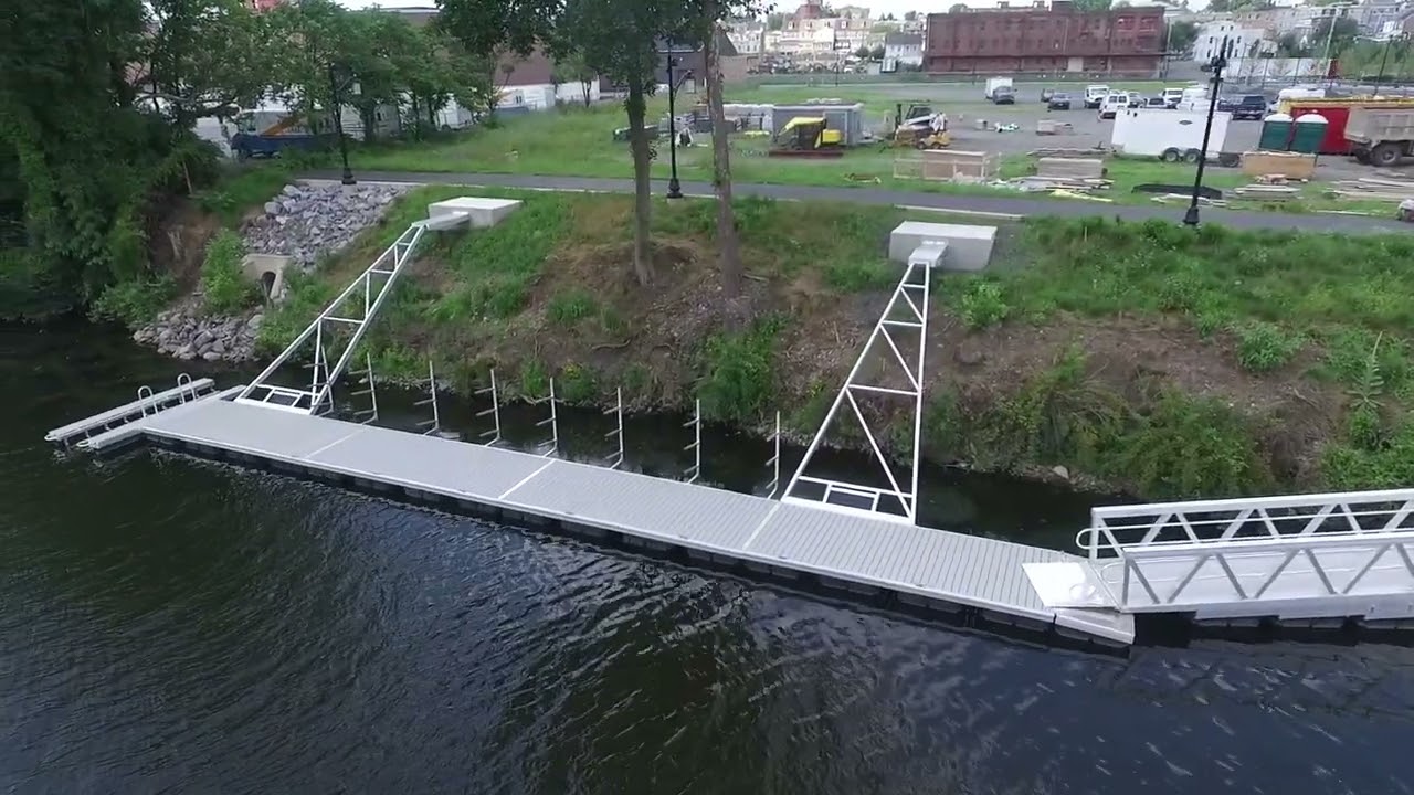 Metal Floating Dock Aluminum Framed Dock Ramp For Easy Access | NyDock