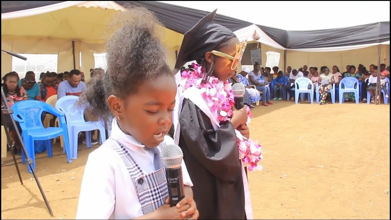 PUPILS PRAYING DURING GRADUATION DAY - YouTube