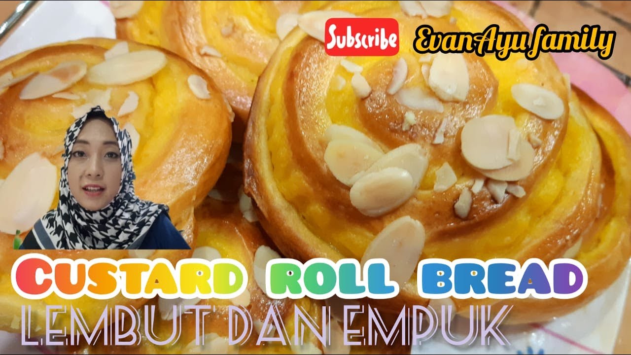 Terlihat mewah dan mahal di etalase toko roti | custard roll bread ...