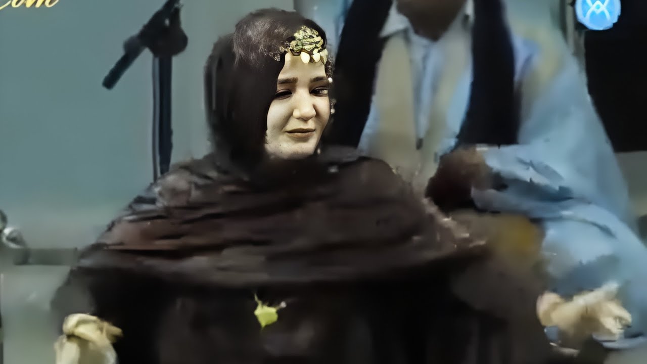 Fatma Saleh- Soltana's flag فاطمة الصالح - YouTube