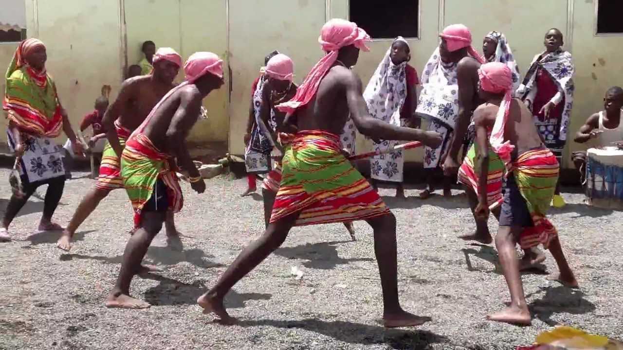 Danze tribali a Kariobangi! - YouTube