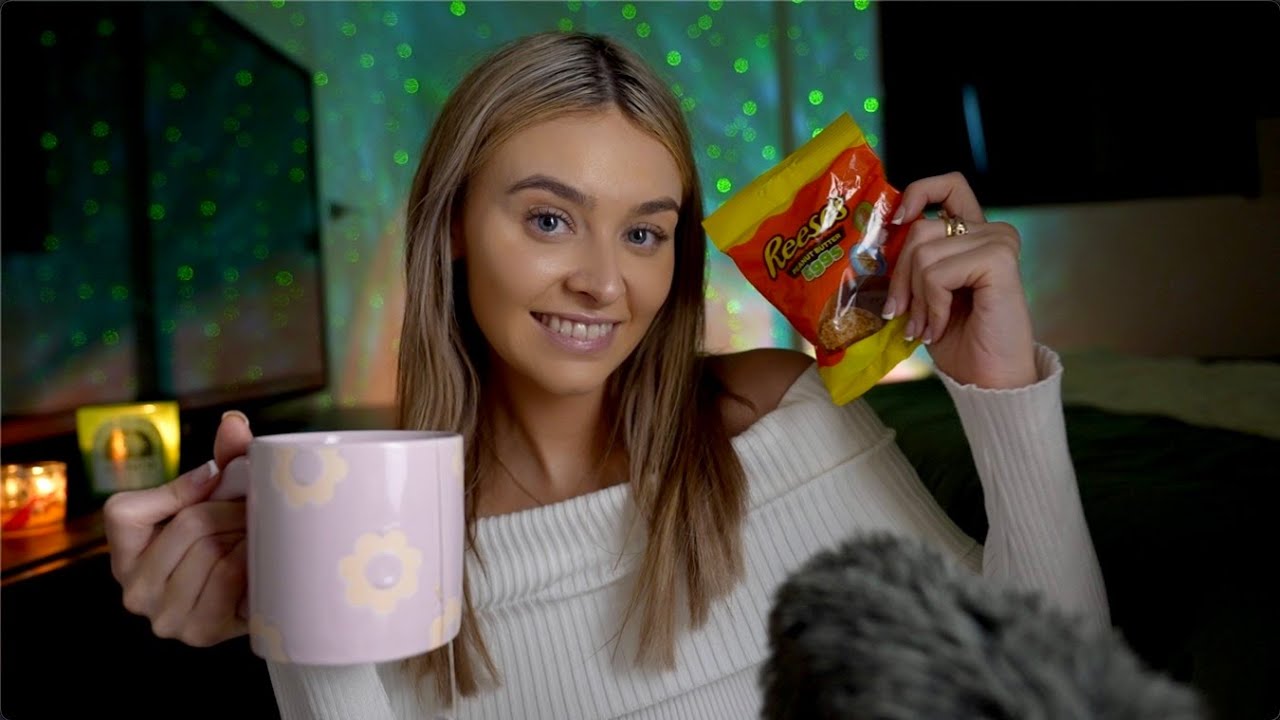 Comfy Cozy ASMR | Hand Sounds/Flutters, Whisper Ramble, Tea & Chill etc ...