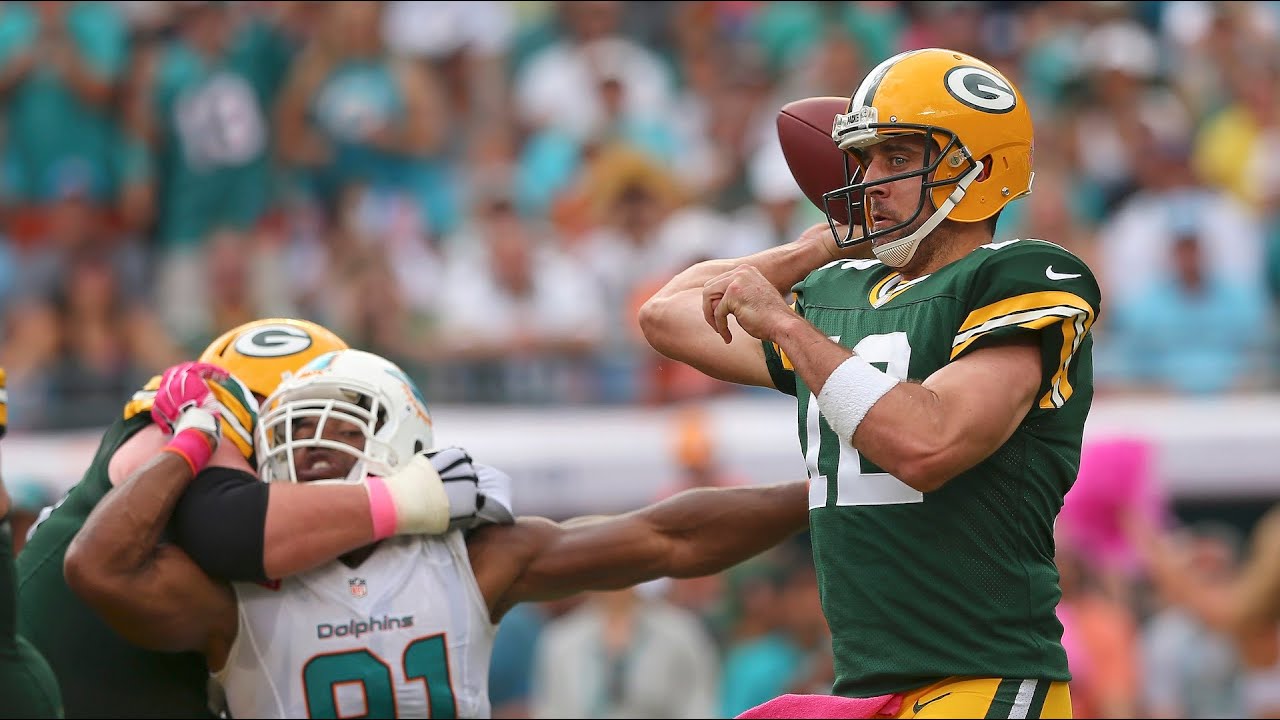 Aaron Rodgers' Fake Spike Play Helps Packers Beat Dolphins - YouTube