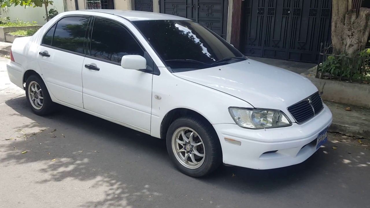 Mitsubishi Lancer ES 2002 - YouTube