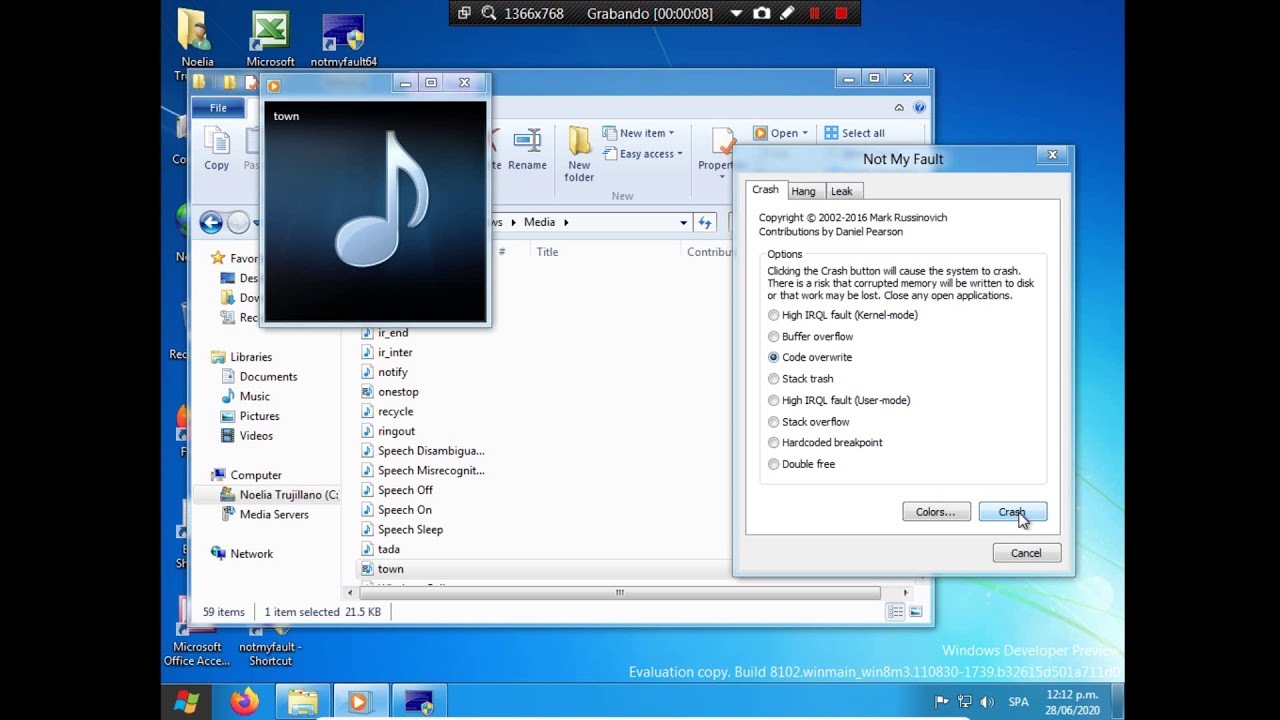Windows 8 Developer Preview BSOD #18 - YouTube