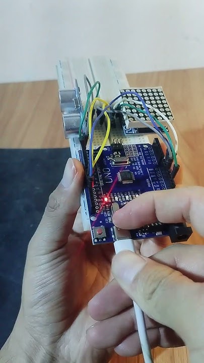 Arduino mostrar distancia en matriz led #arduino #arduinoproject #arduinonano #mecatrónica - YouTube