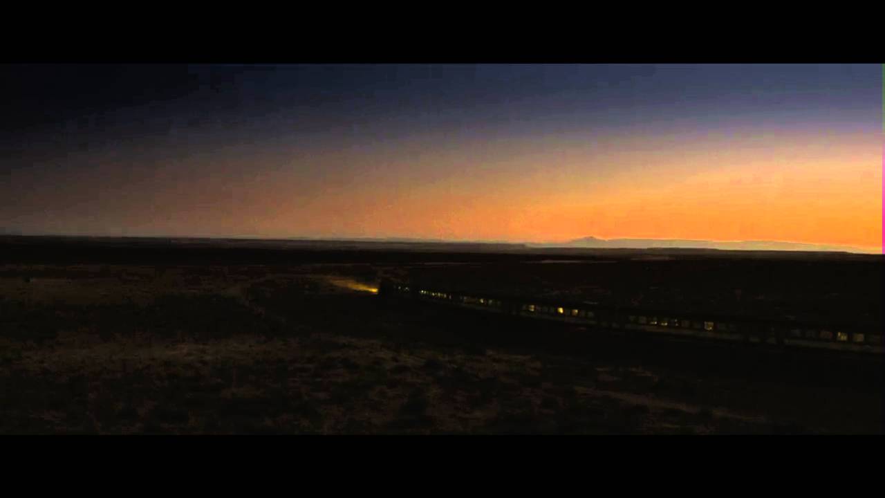 Spectre Train Fight Scene James Bond - YouTube