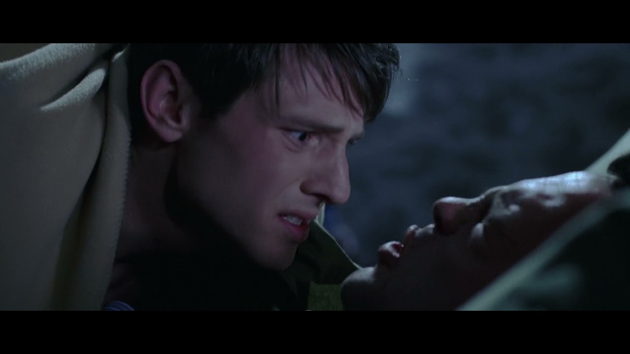 2 Single A Nozze (2005) Todd lega Jeremy nel letto (Vince Vaughn) - YouTube