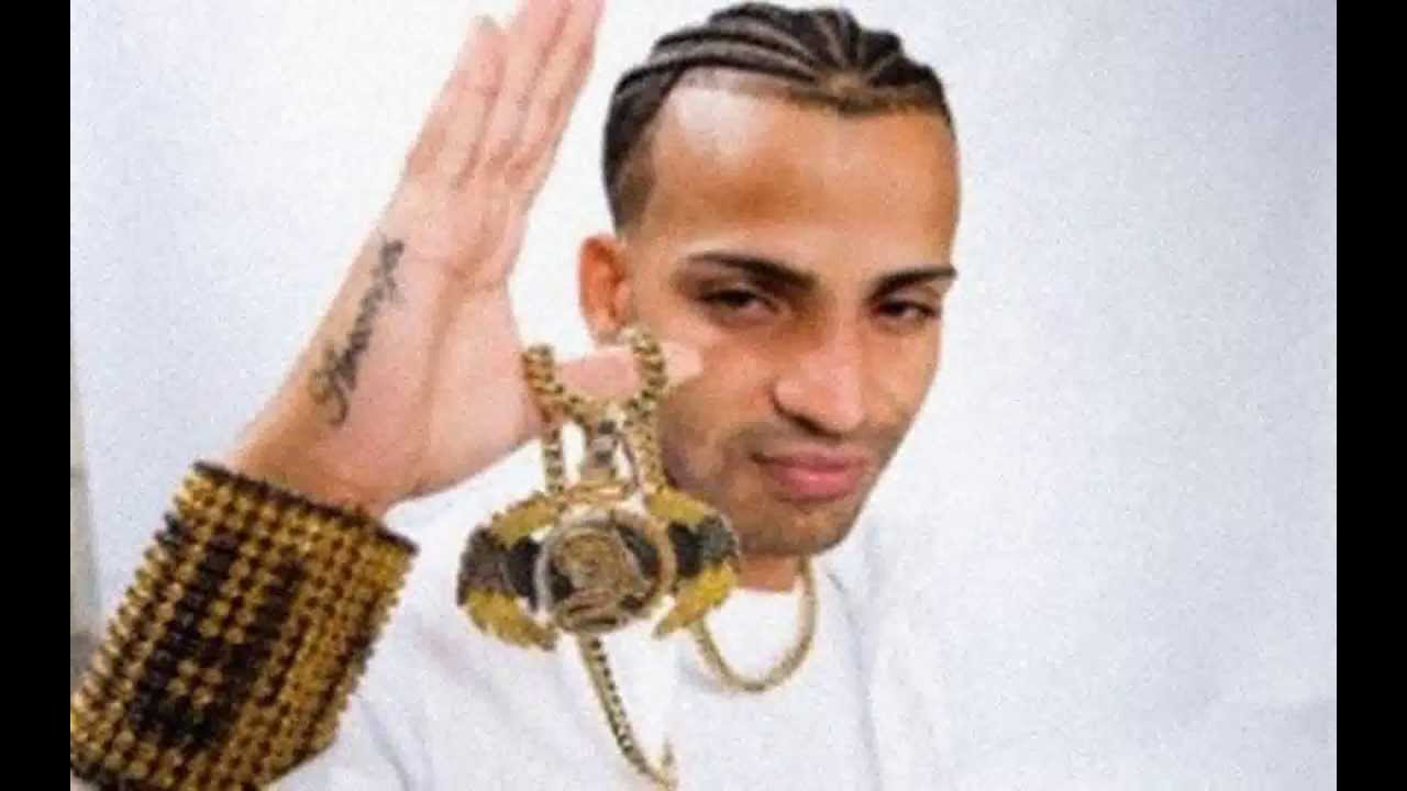 ARCANGEL FT EMINEM - CAMPEANDO - YouTube