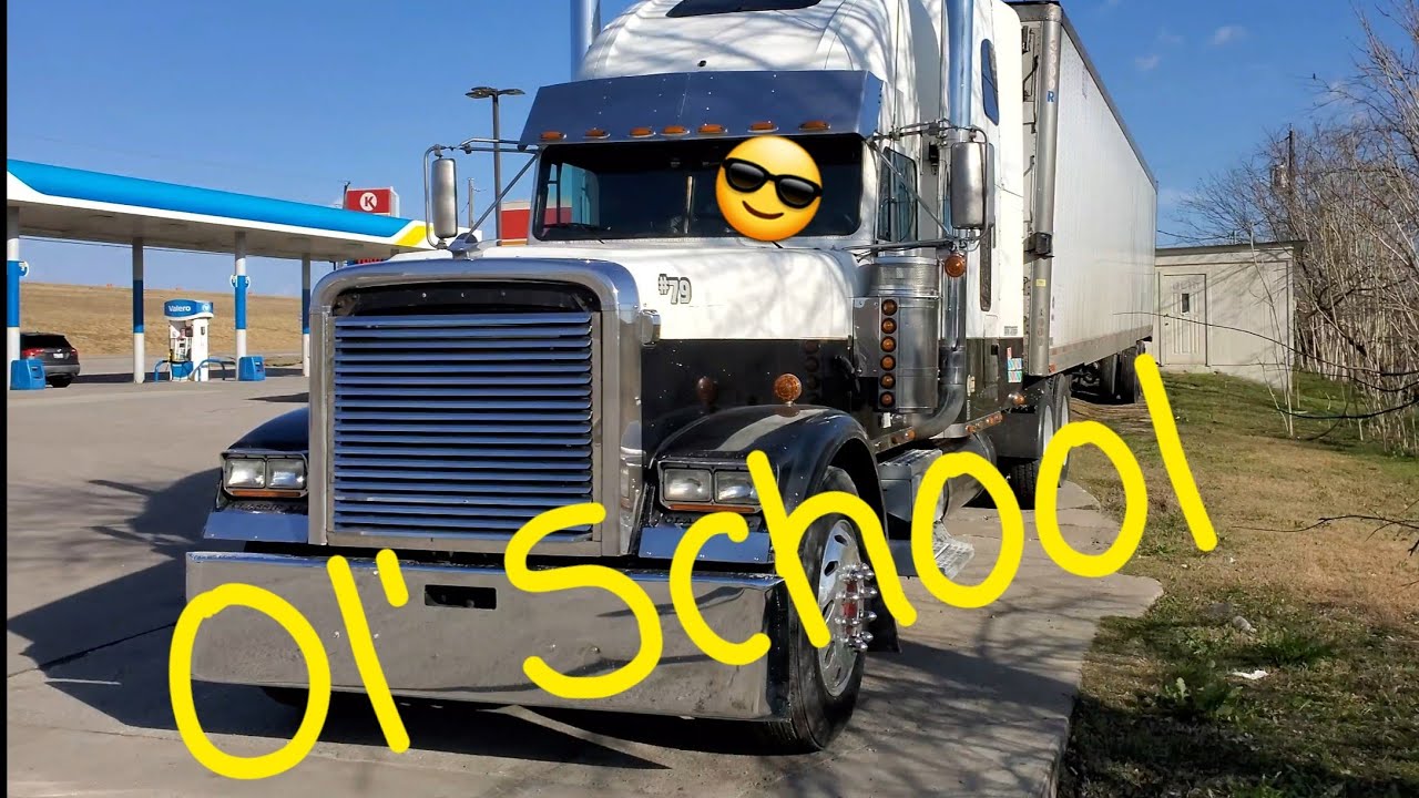 MY NEW TRUCK! 99 FREIGHTLINER CLASSIC XL - YouTube