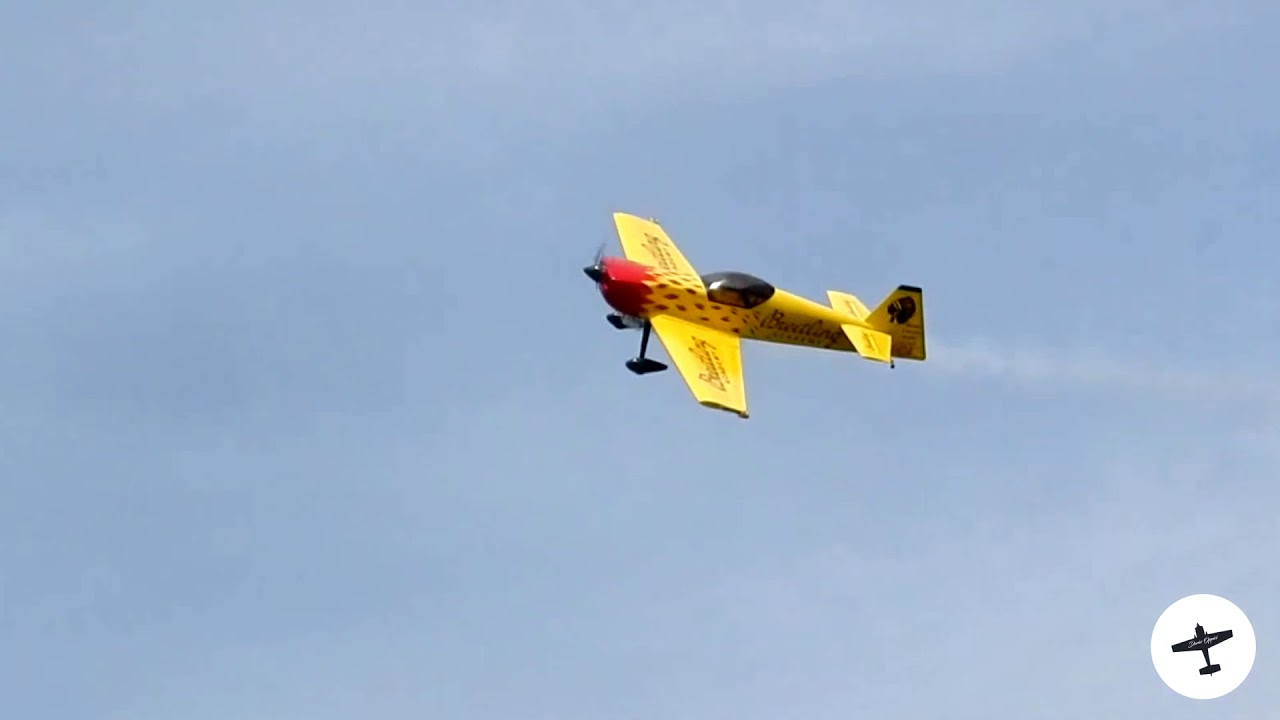 XXL RC CAP-232 CLASSIC AEROBATIC DISPLAY WITH MUSIC - YouTube