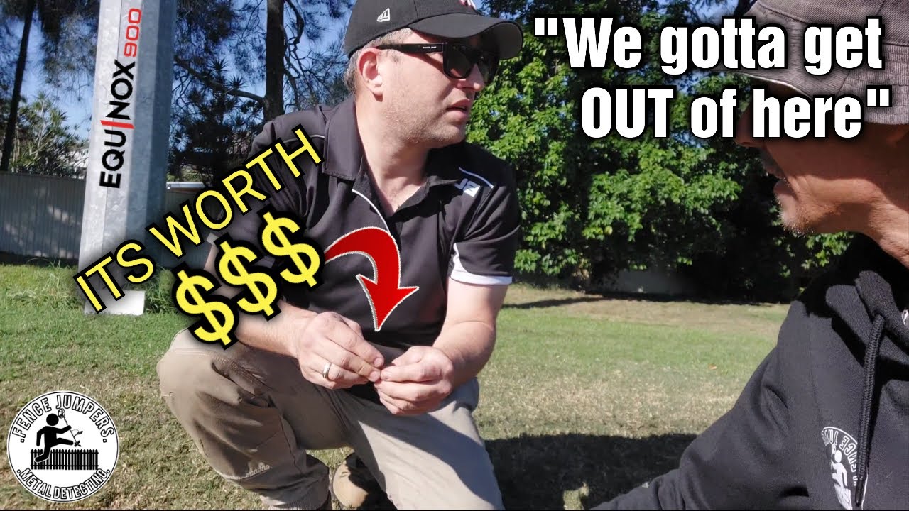 I found this Mind-Blowing Gold Relic with my metal detector! - YouTube