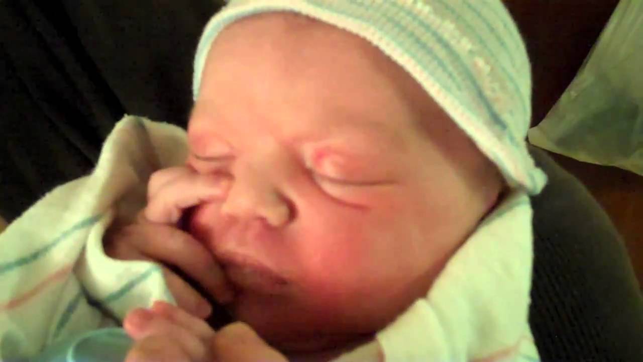 Beatbox Baby Brynley - YouTube