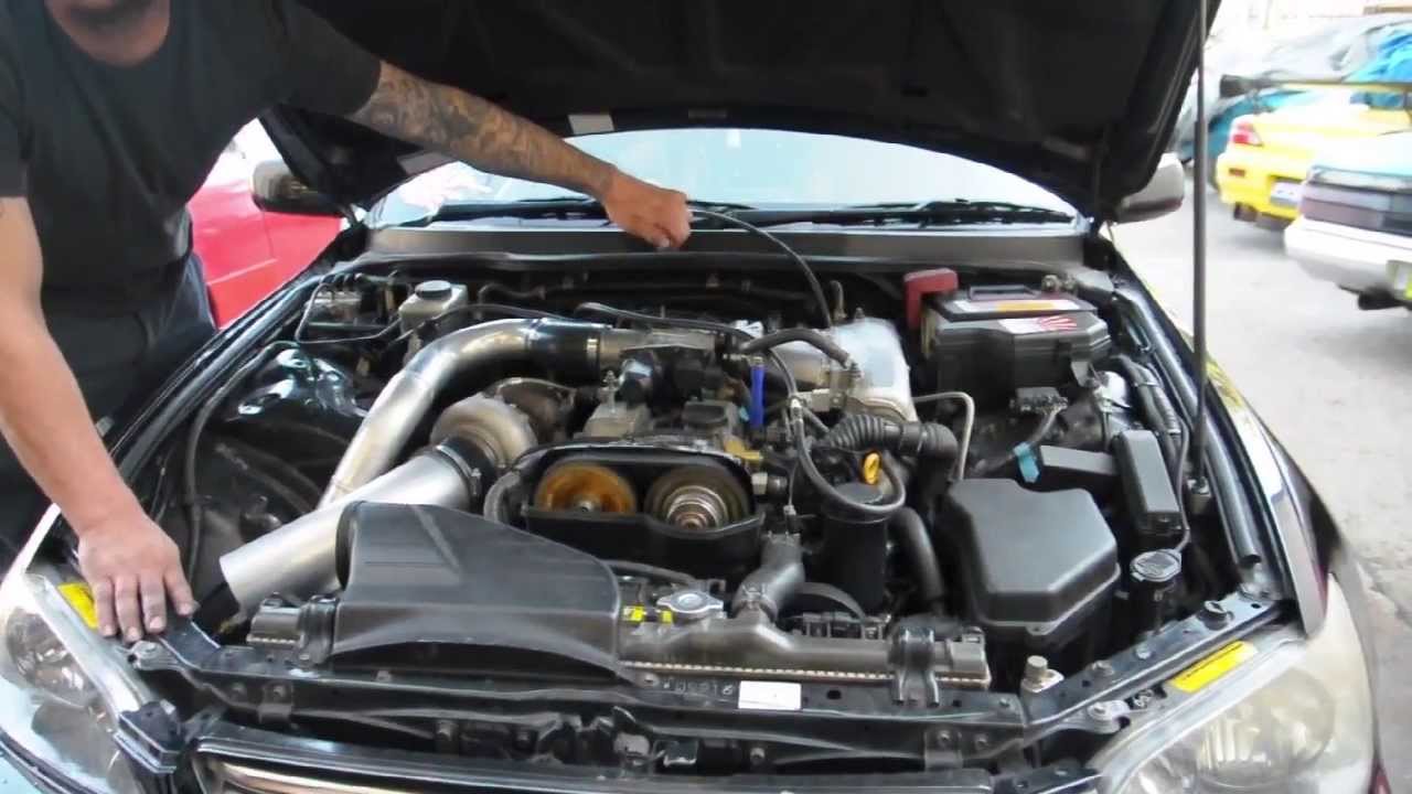 is300 haltech ps2000 - YouTube