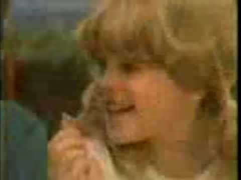 1982 Golden Grahams Cereal Commercial - YouTube