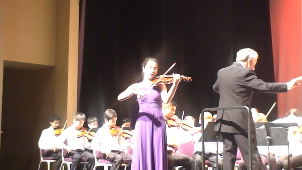 Bach Concerto in A minor - 1st Movement (Allegro). - YouTube