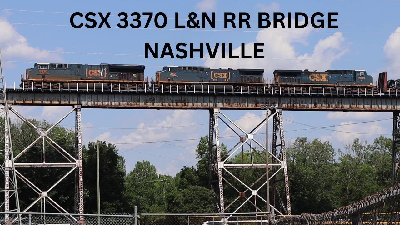 7-23-23 2:15PM Shelby Park in Nashville Tennessee CSX 3370 crossing the ...