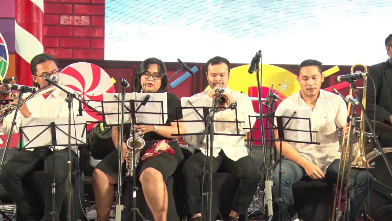 HOLIDAY IS COMING - Opening Song - YouTube