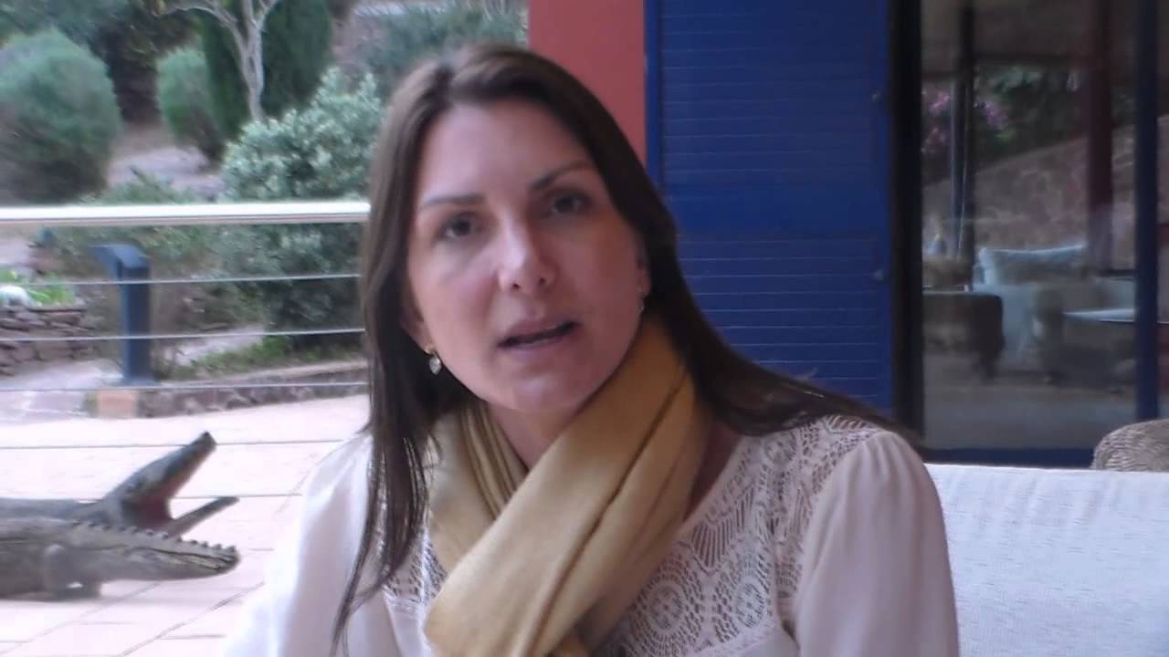 Constelaciones Fluviales Laura Pineda en España - YouTube
