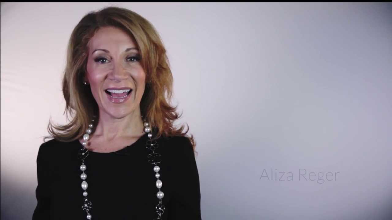 Aliza Reger visits our New Debenhams Oxford St Store - YouTube