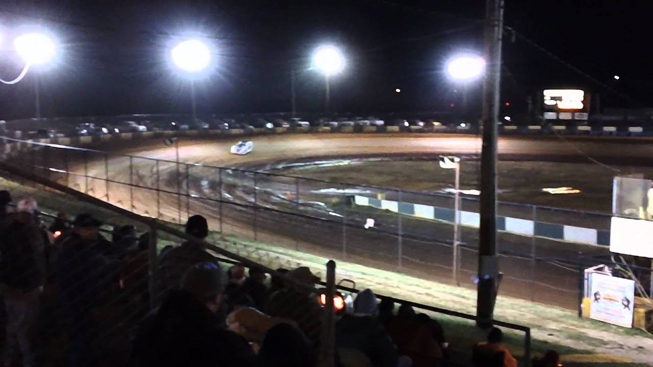 Randy Weaver Qualifying at Green Valley Speedway 2012 Bama Bash - YouTube
