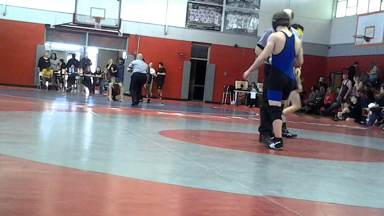 Dom rolls this kid into a reverse cradle - YouTube
