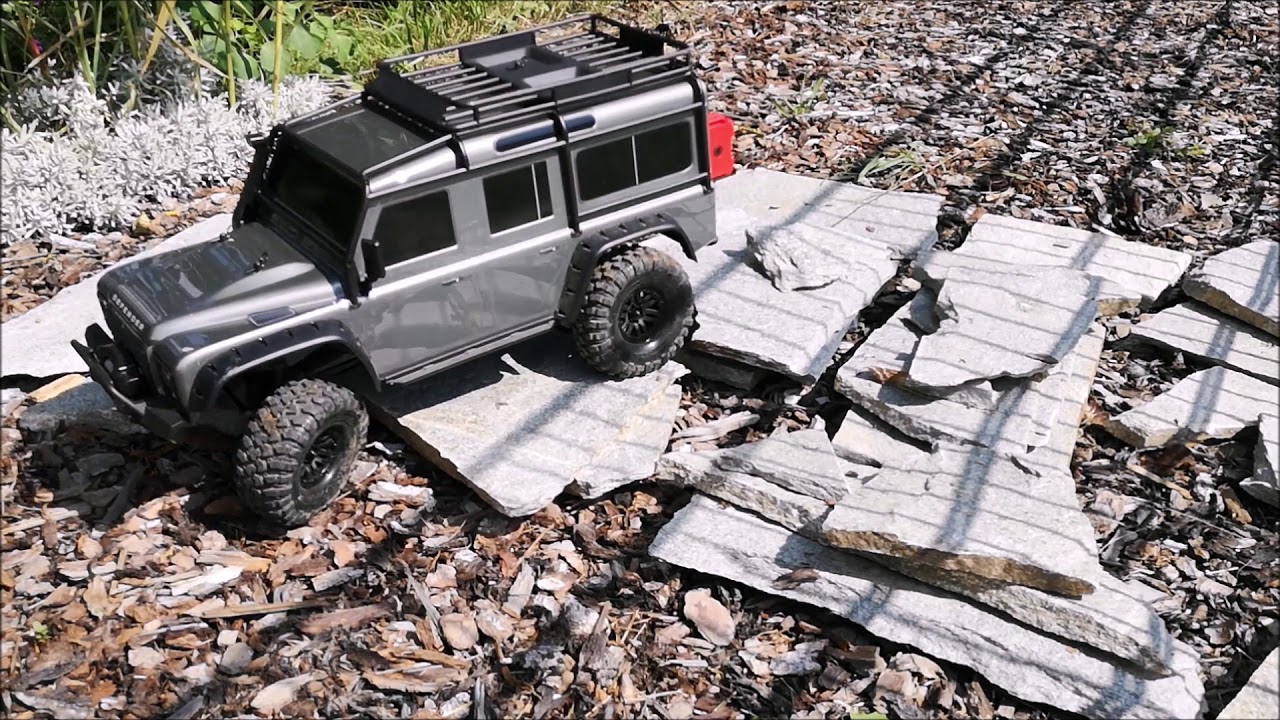 TRAXXAS TRX4 Defender "first run" - YouTube