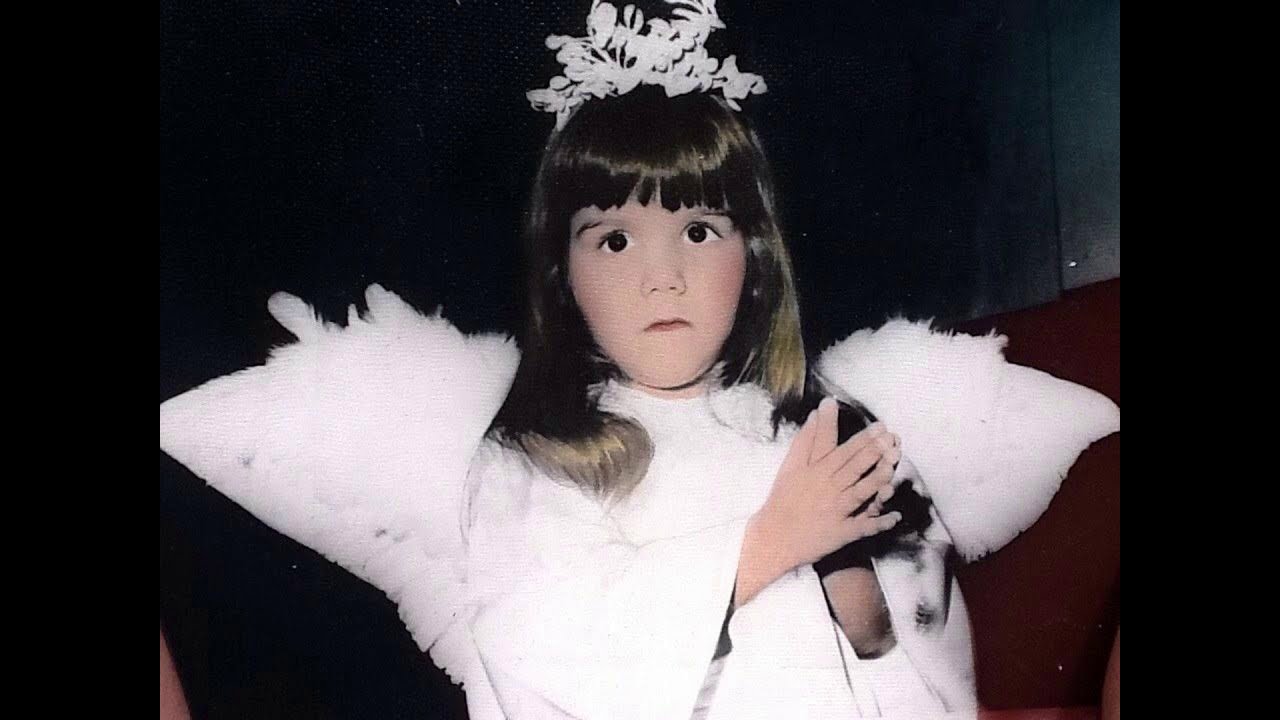 Sundae Song (feat. Beatriz Vasques) - YouTube