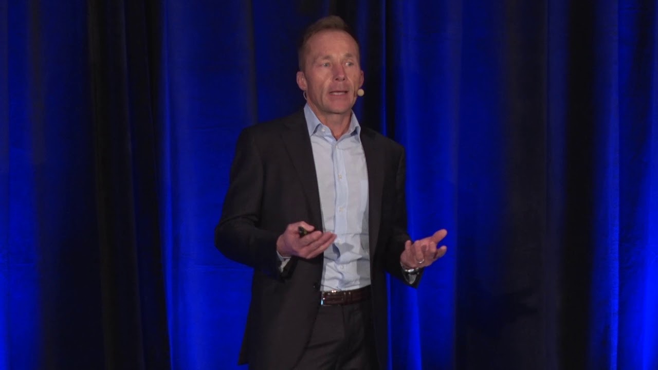 Jeff Volek - Keto-Adaptation: Implications for Human Performance - YouTube