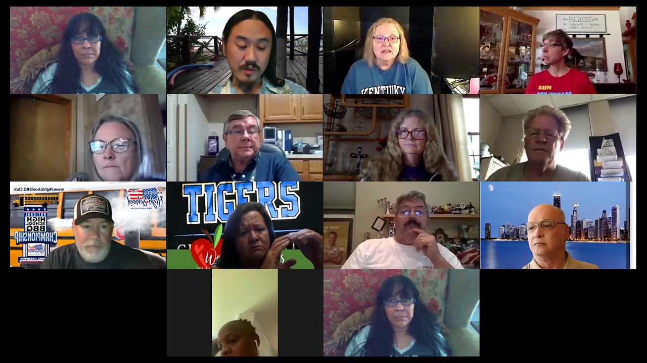 Teacher Round Table Ep3: Mimicking the Magic of the Classroom with ...