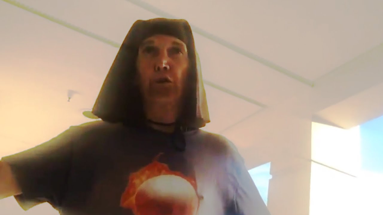 AMAZING HOMELESS MAN SINGS BROADWAY - YouTube