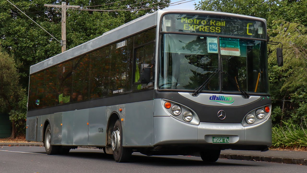 Dhillon Bus BS04ES Mercedes Benz O405NH, Volgren Perth "CR225L" - YouTube