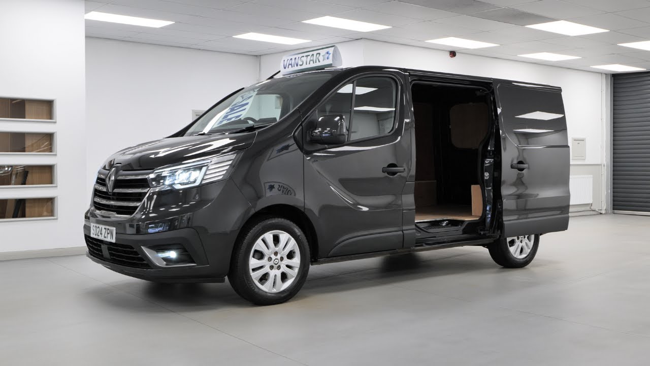 Renault Trafic 2.0 30 Extra Edition Jet Black 5 Door Panel Van - SD24 ...