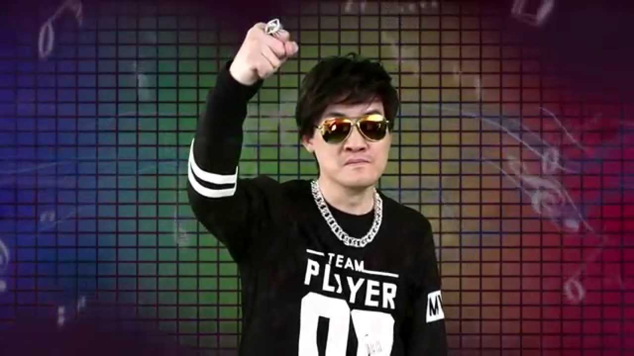 Yo! check it out! AIA高層最近拍咗條片去多謝前線啲同事........ - YouTube