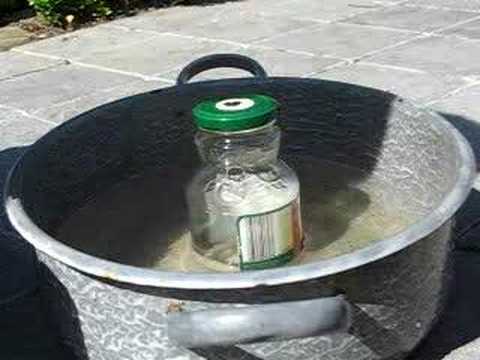 Jam jar pulse jet - YouTube