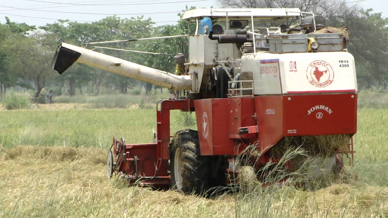 Mechanized Rice Harvesting in Chhattisgarh, India. Part-188 © Pankaj ...