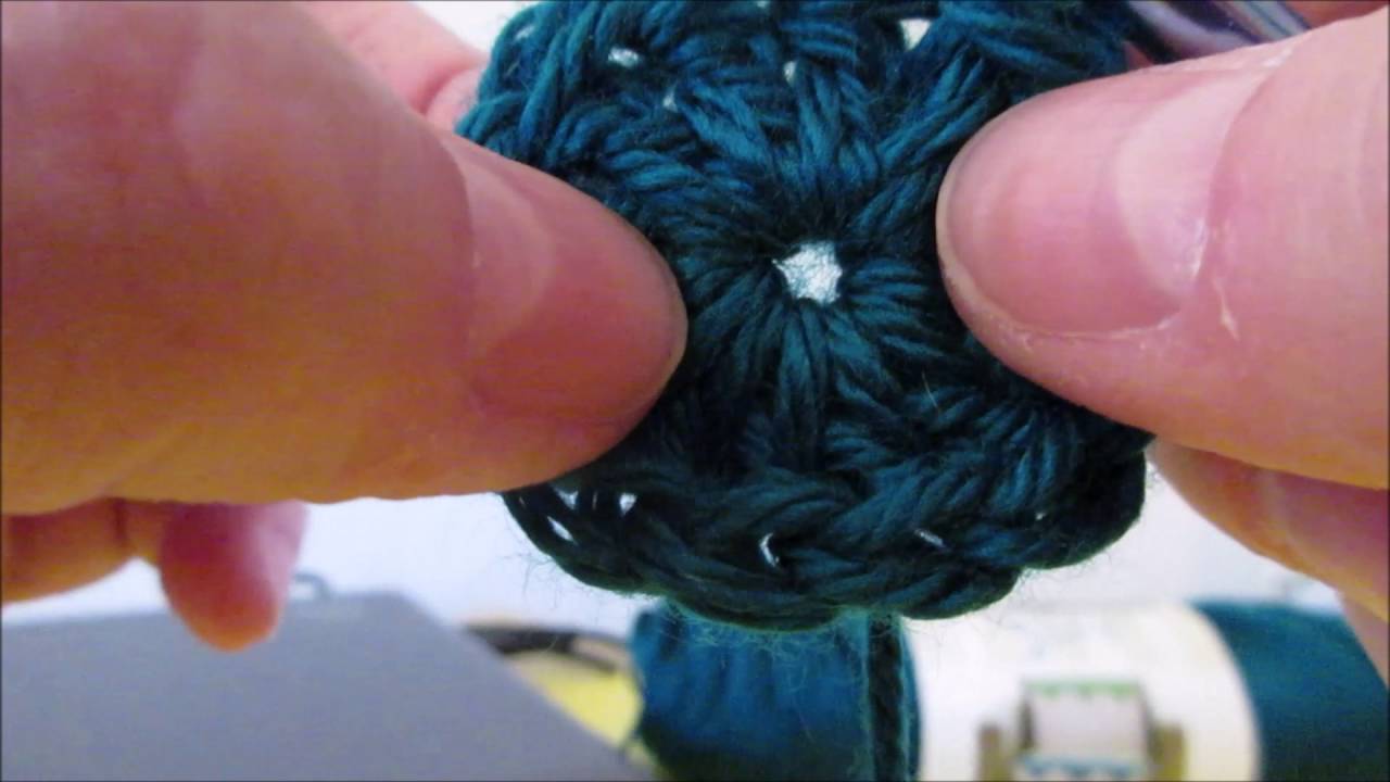 Crocheters or Awesome Tutorial - Magic Loop! - YouTube