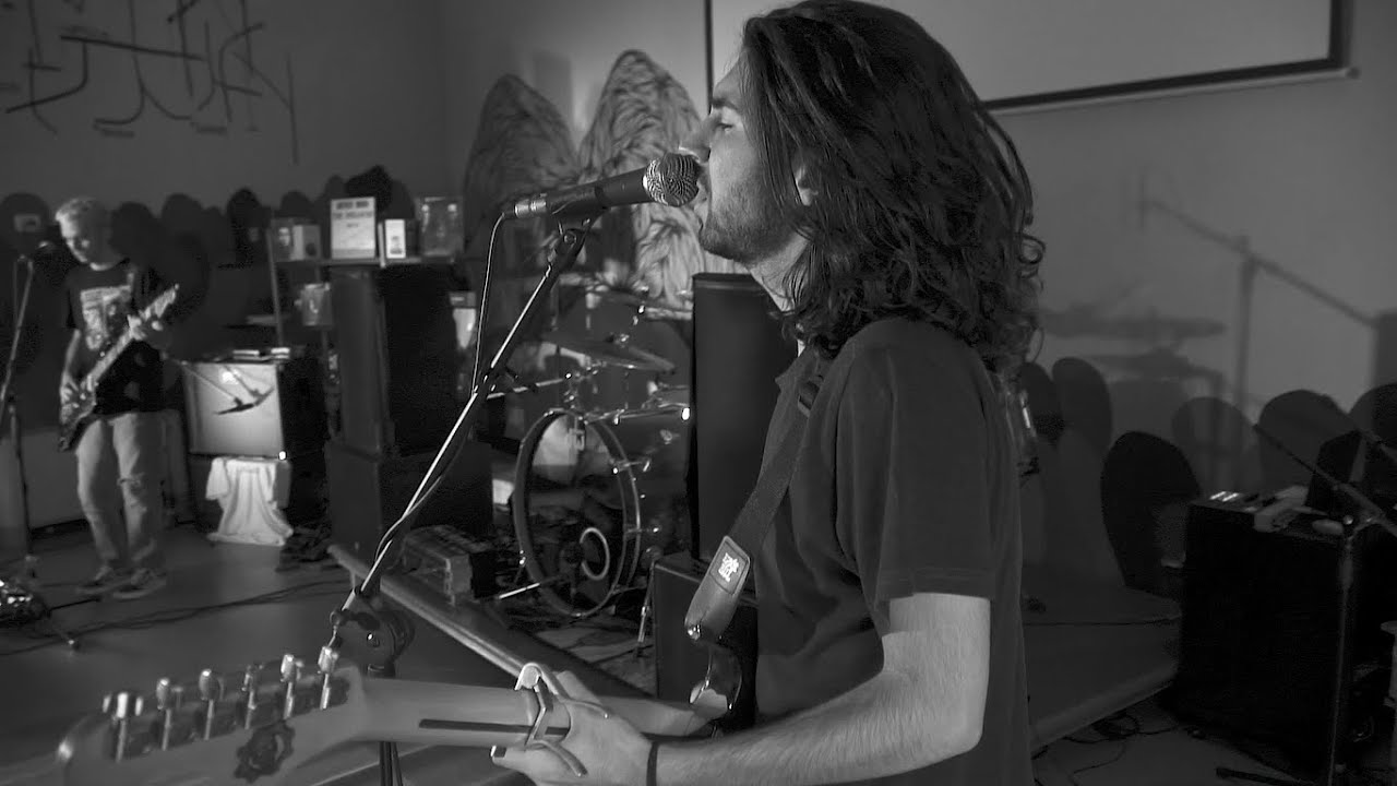 NINNA NANNA live // Heidi Sessions // Reira dimentica il presente - YouTube