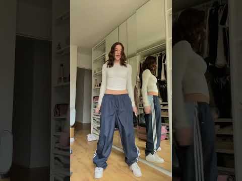 BOUNCE WHEN SHE WALK   LEA ELUI