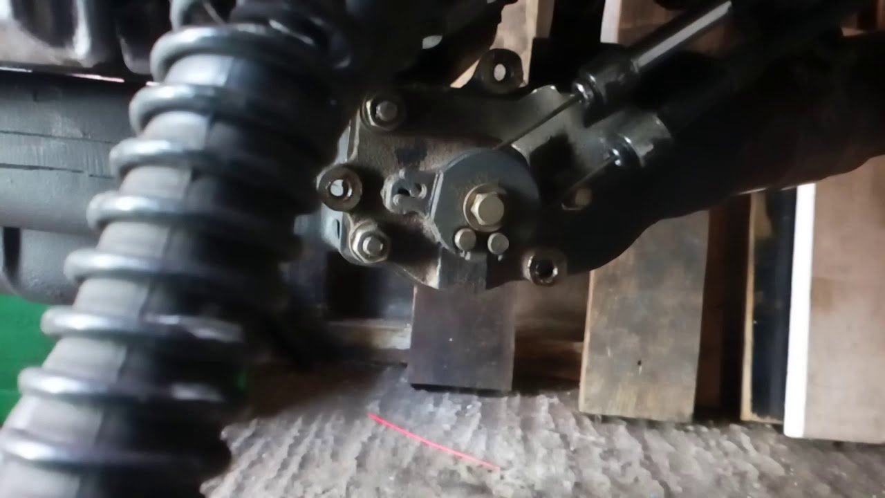 98 4xv R1 Exup valve - YouTube