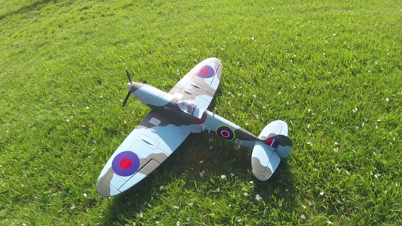 Low Level Flights With Dynam Supermarine Spitfire 1200mm - YouTube
