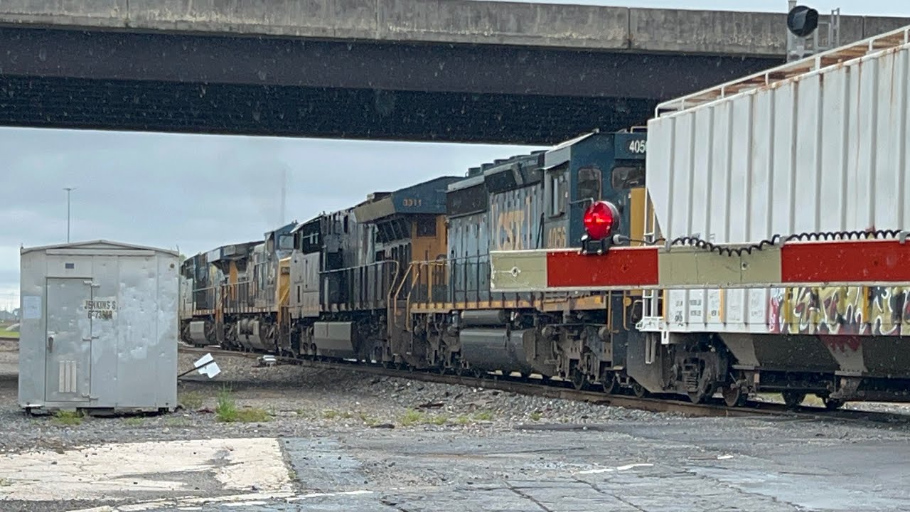 Rolling into Rice yard on the CSX Jesup subdivision Waycross ga 8/30/25 ...