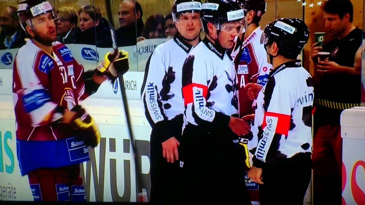 Patrick Roy's son has sissy fit - YouTube