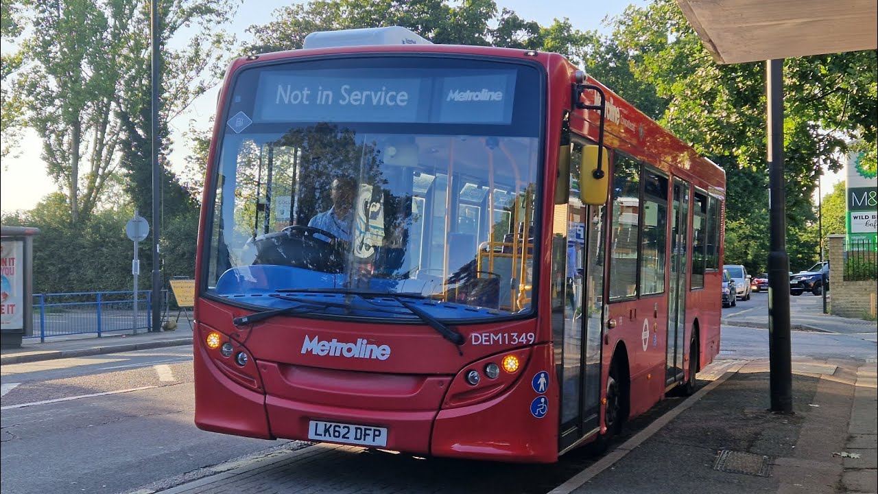 *So Many Problems* Metroline DEM1349 LK62DFP Bus Route 384 - YouTube
