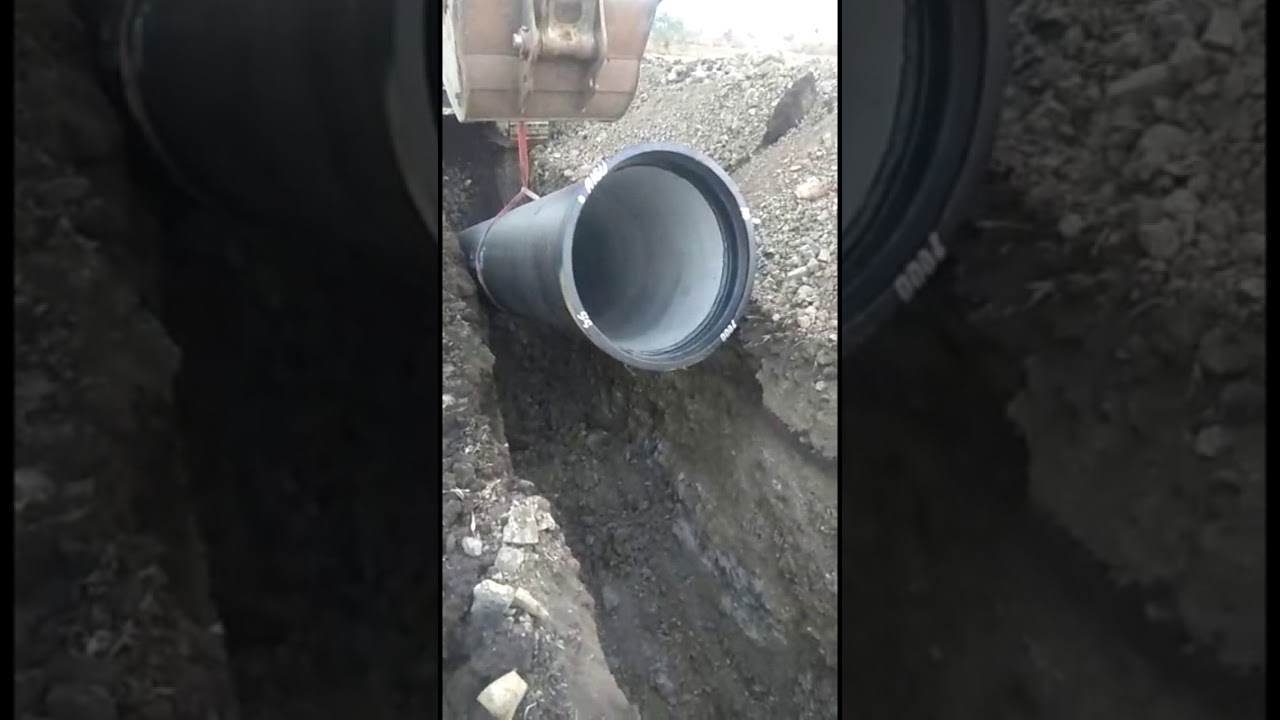 DI K9 1000 mm diameter pipe lowering and laying in Rising Main - YouTube