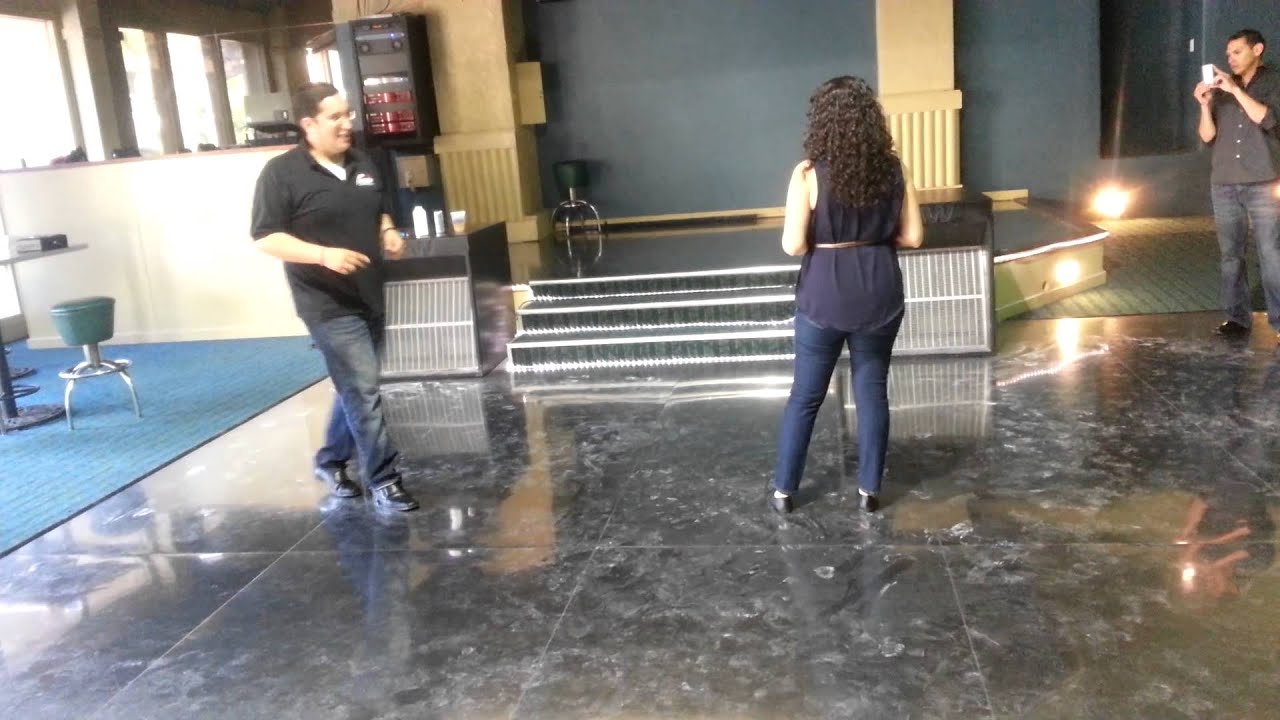 Basic CUmbia Steps breakdown - YouTube