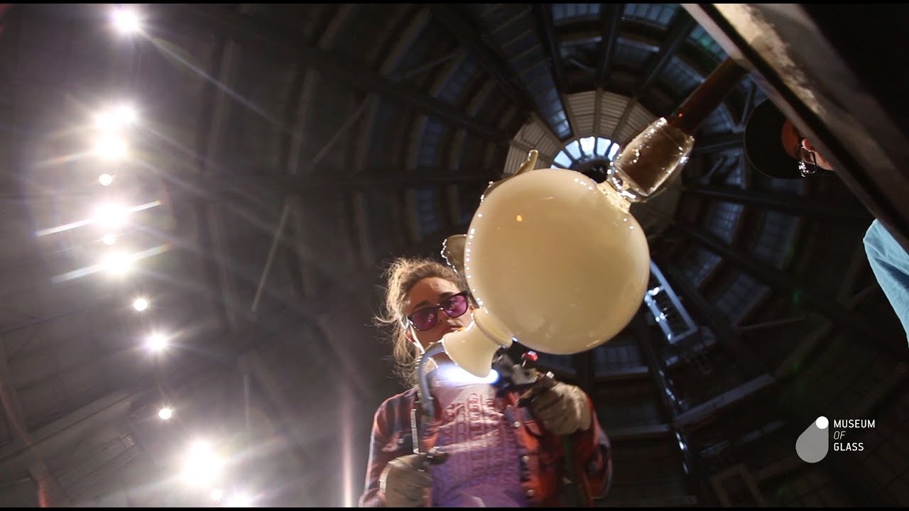 Meet the Artist: Amber Cowan - YouTube