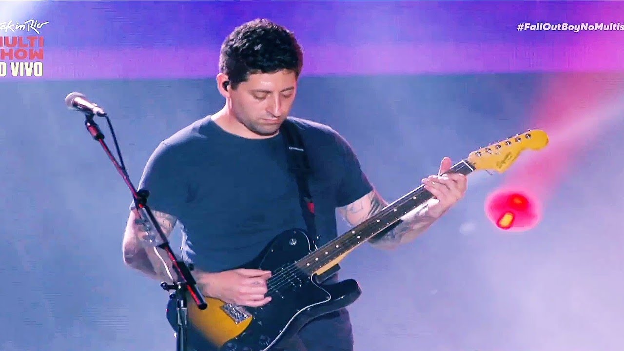 Fall Out Boy - Beat It (Live @ ROCK IN RIO 2017) 4K60fps - YouTube