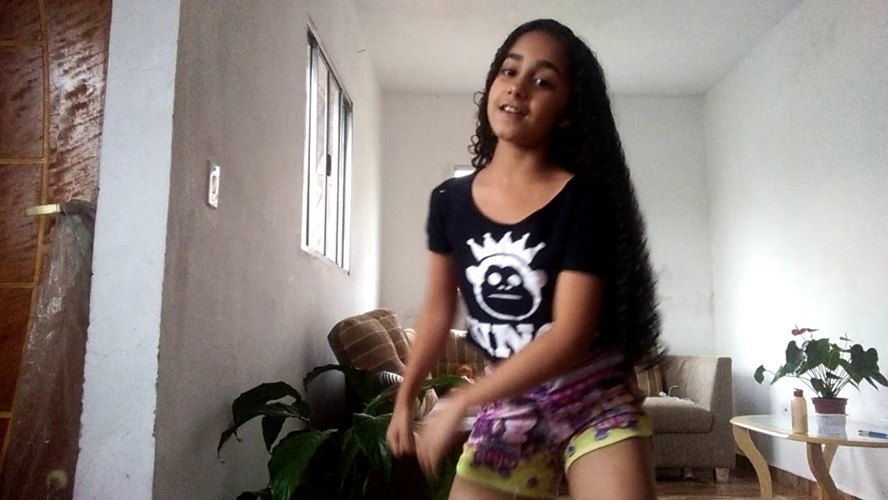 3 vídeo dançando 😍 - YouTube